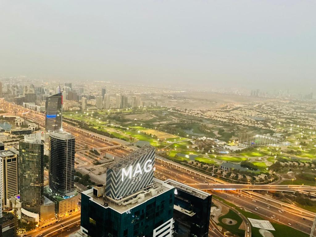 Marina SKY Penthouse | Dubai Penthouse Apartments