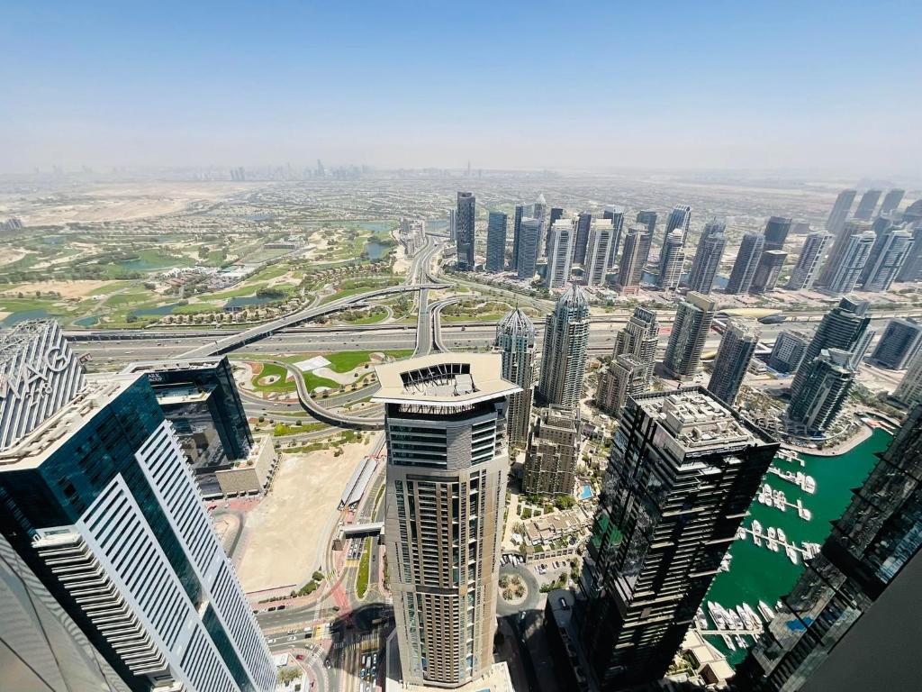 Marina SKY Penthouse | Dubai Penthouse Apartments